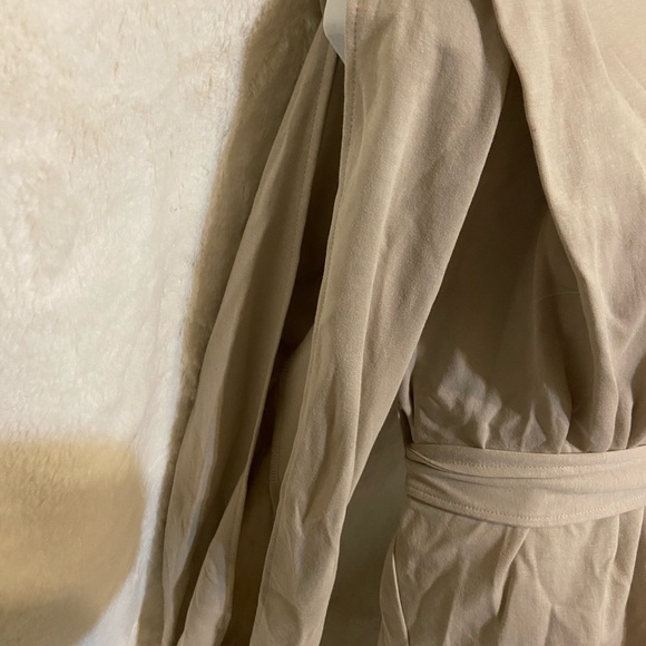 Zara | Tops | Zara Beige Top Open Side Sleeves | Poshmark